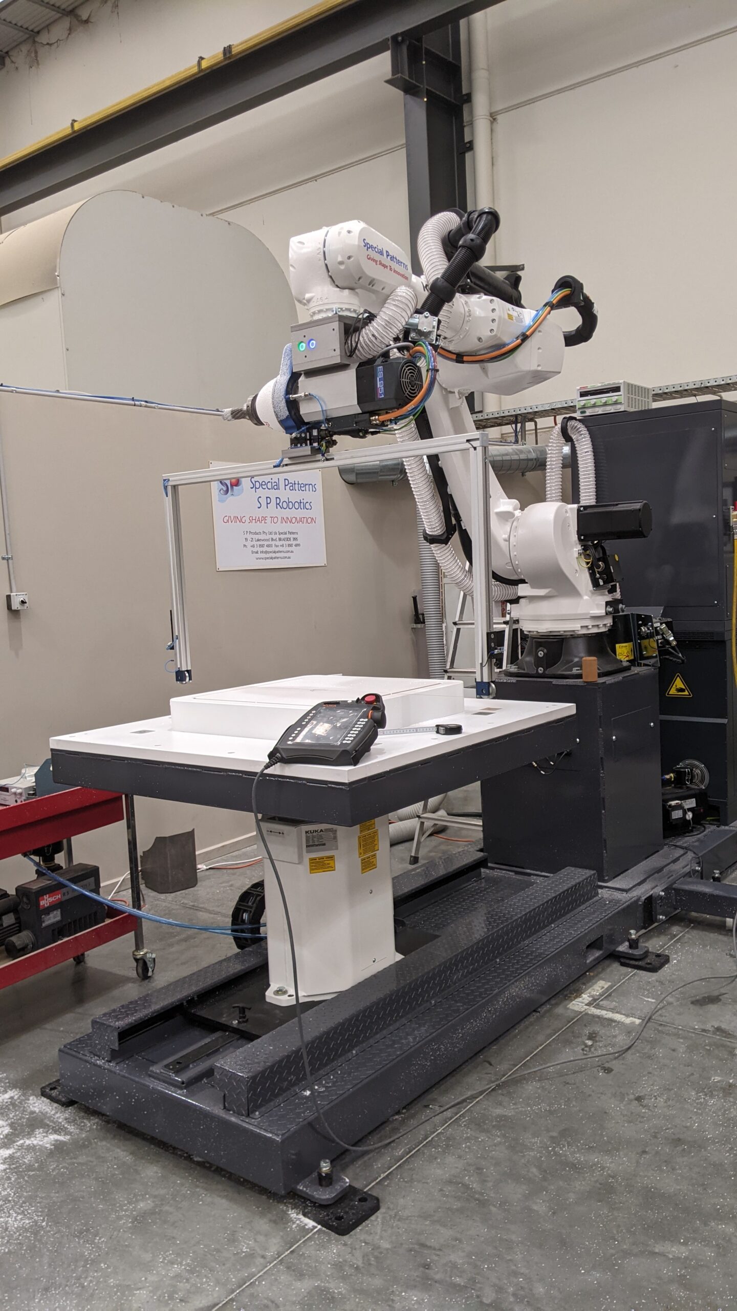 Robotic Machining Centre – Special Patterns